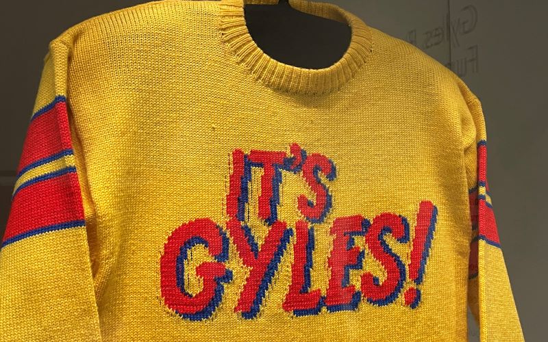 A Knitter’s Day Trip: Gyles Brandreth – Modern Daily Knitting