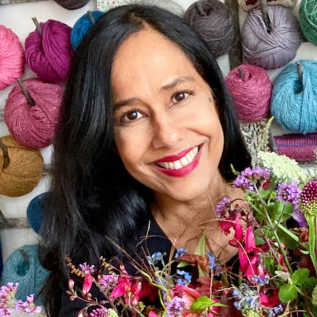 Dee Hardwicke – Modern Daily Knitting