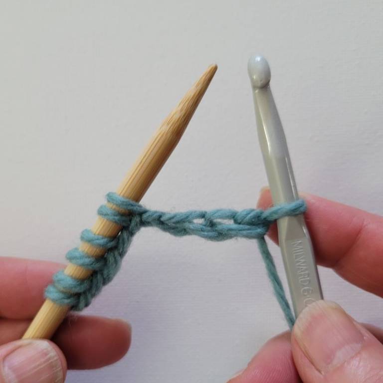The Crochet Cast-on – Modern Daily Knitting