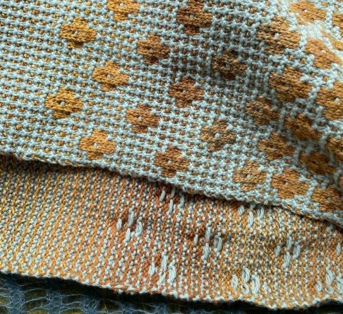Pressed Flowers Cowl: End-of-Camp Feeling – Modern Daily Knitting