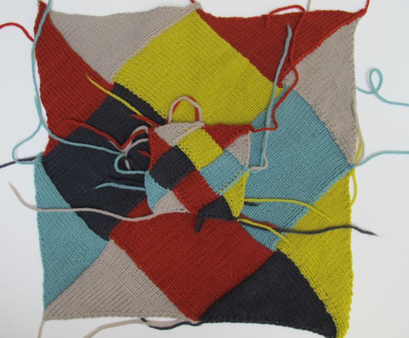 The Scrap Tote: Learn Entrelac – Modern Daily Knitting