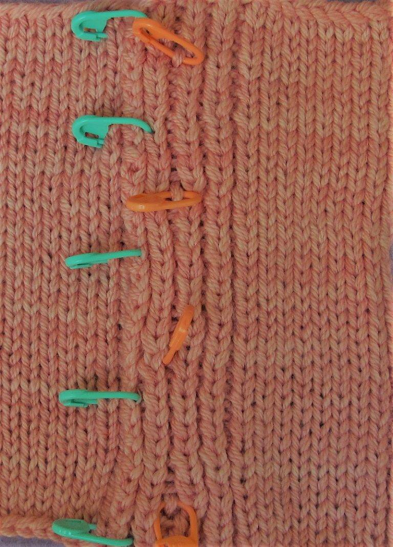 Techniques in Depth: How to Attach Buttons – Modern Daily Knitting