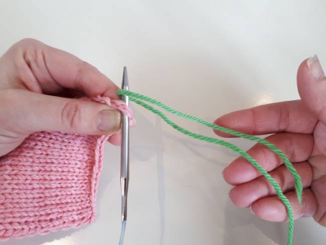 Techniques In Depth: How to Pick Up Stitches – Modern Daily Knitting