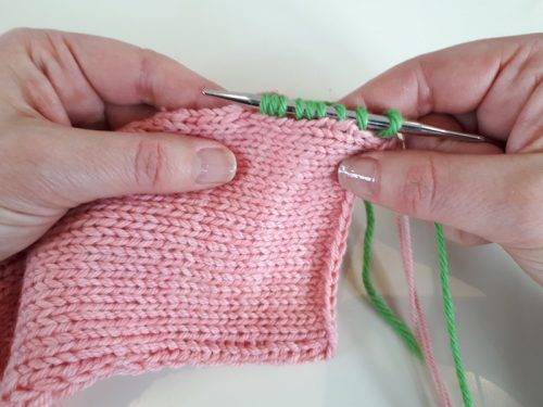 Techniques In Depth: How to Pick Up Stitches – Modern Daily Knitting