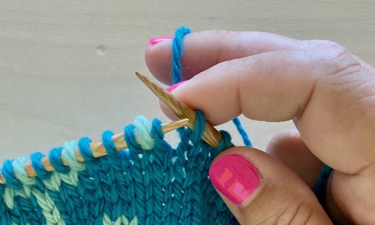 How to Work Ladderback Jacquard – Modern Daily Knitting