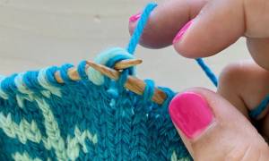 How to Work Ladderback Jacquard – Modern Daily Knitting