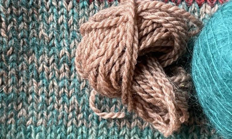 Bang Out a Sweater: Hazy Dreams – Modern Daily Knitting